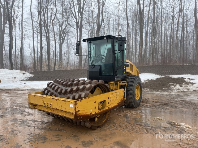 2016 Cat CP56B Padfoot Drum Compactor | Ritchie Bros. Auctioneers