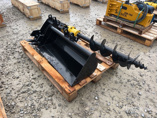 200 Auger, 200 Bucket, 800 Bucket (Unused) | Ritchie Bros. Auctioneers
