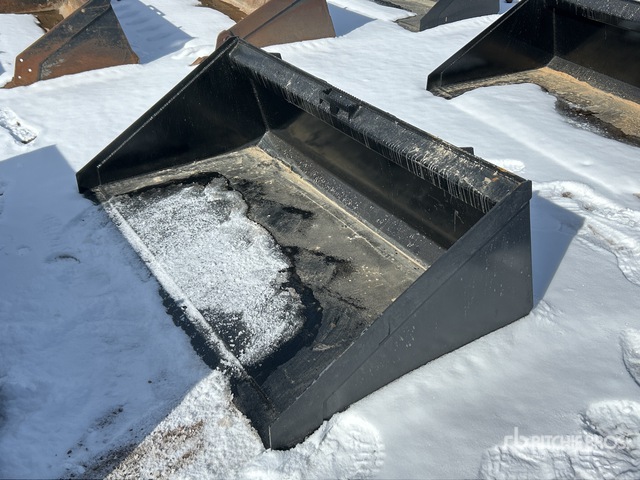 Wildcat 68 in Low Profile Skid Steer Bucket | Ritchie Bros. Auctioneers