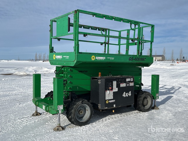 2015 Genie GS-4069RT 4x4 Diesel Scissor Lift | Ritchie Bros. Auctioneers