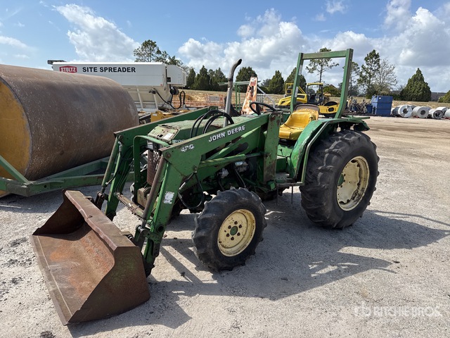 2000 John Deere 990 4WD Utility Tractor | Ritchie Bros. Auctioneers
