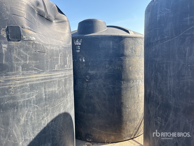 Poly 3000 Gallon Water Tank | Ritchie Bros. Auctioneers