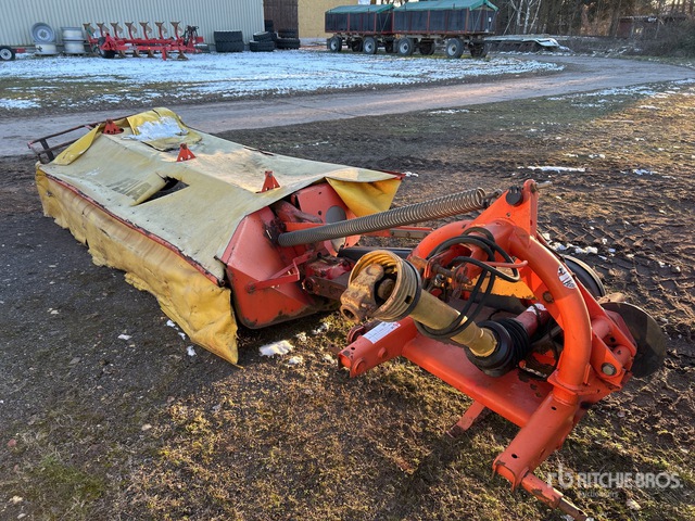 Fella SM 320 Disc Mower | Ritchie Bros. Auctioneers
