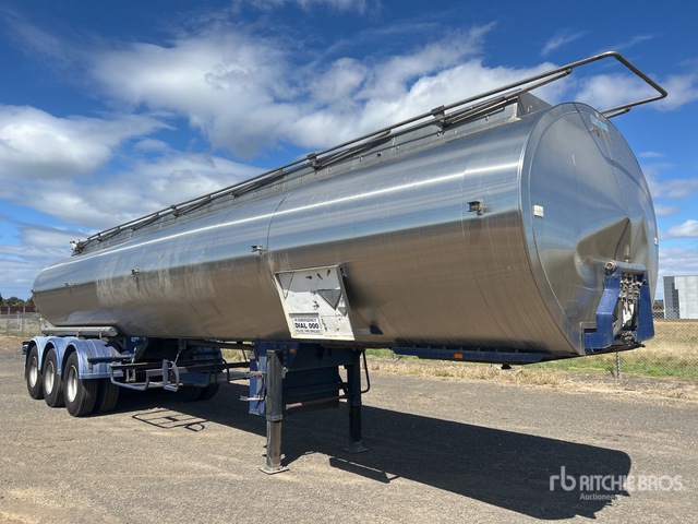 1983 Tieman 30000 L Tri/A Remorque citerne | Ritchie Bros. Auctioneers