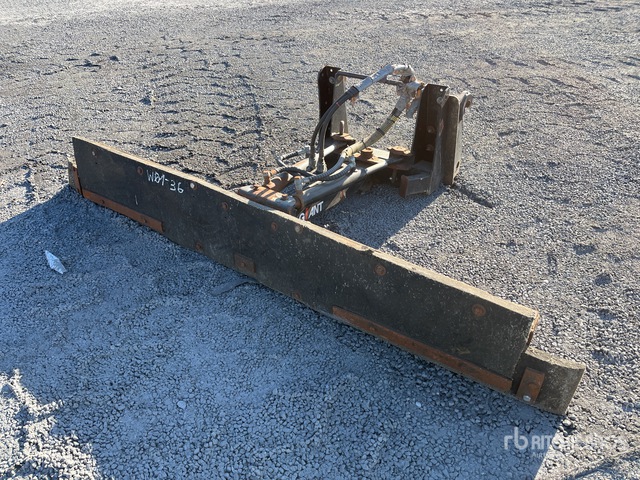2010 Giant Farm Scraper | Ritchie Bros. Auctioneers