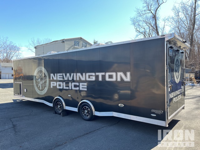 Surplus 2018 Bravo ASTA8532TA4 32 ft T/A Police SWAT Team Enclosed ...