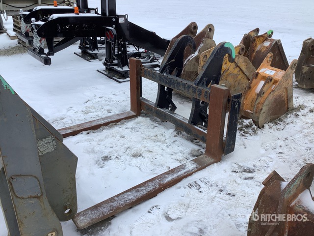 Cat 346-2417 54 in Wheel Loader Forks | Ritchie Bros. Auctioneers