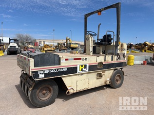 Ingersoll-Rand PT-125R 9 Wheel Pneumatic Roller in Oakwood, Oklahoma ...