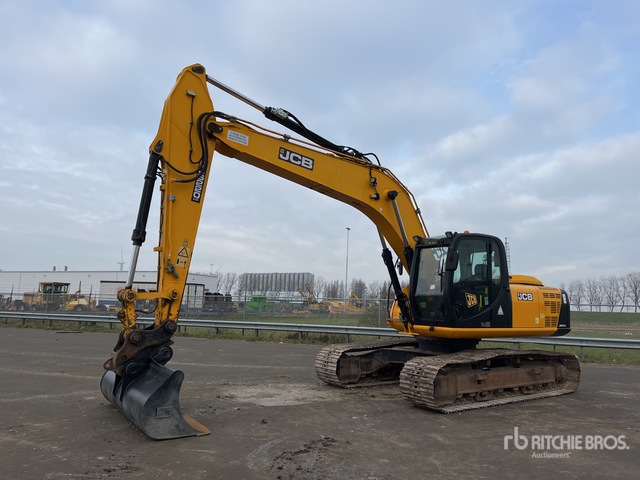2014 JCB JS220LC Tracked Excavator | Ritchie Bros. Auctioneers