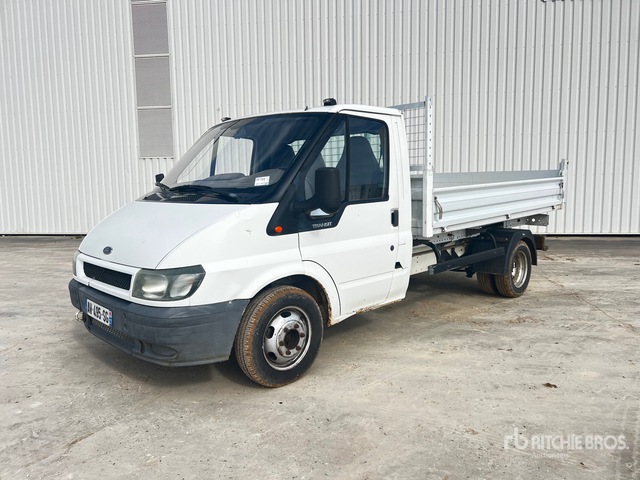 2000 Ford Transit Camion Benne Dump Truck | Ritchie Bros. Auctioneers