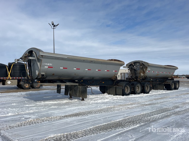 2009 Midland TW3500 20 ft Super B-Train Remorque à benne latérale ...