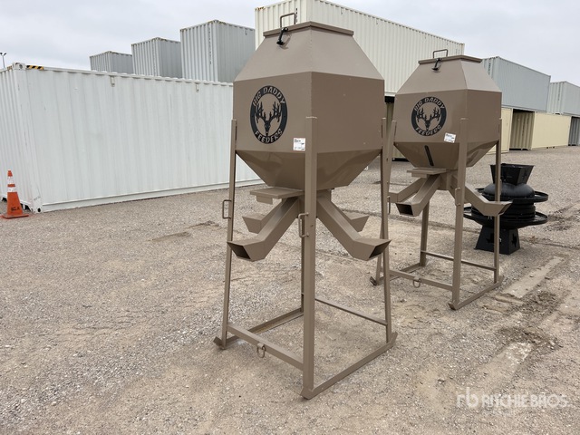 Bid Daddy 700 lb Protein Corn Deer Feeder (Unused) | Ritchie Bros ...