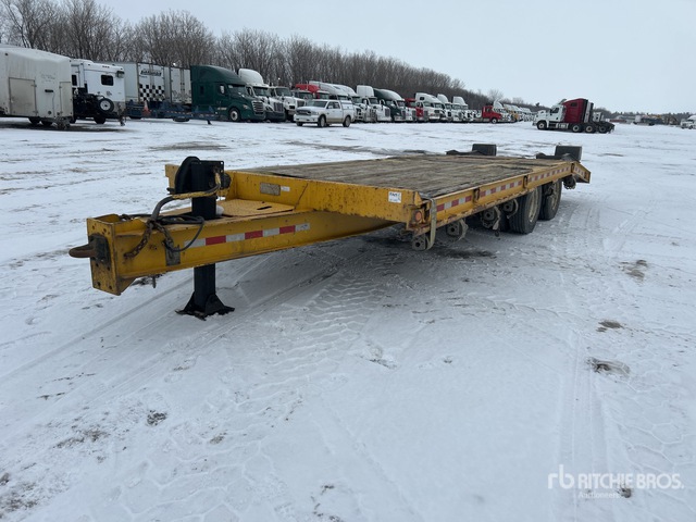 2005 Trail King TK40 24 ft T/A Equipment Trailer | Ritchie Bros ...