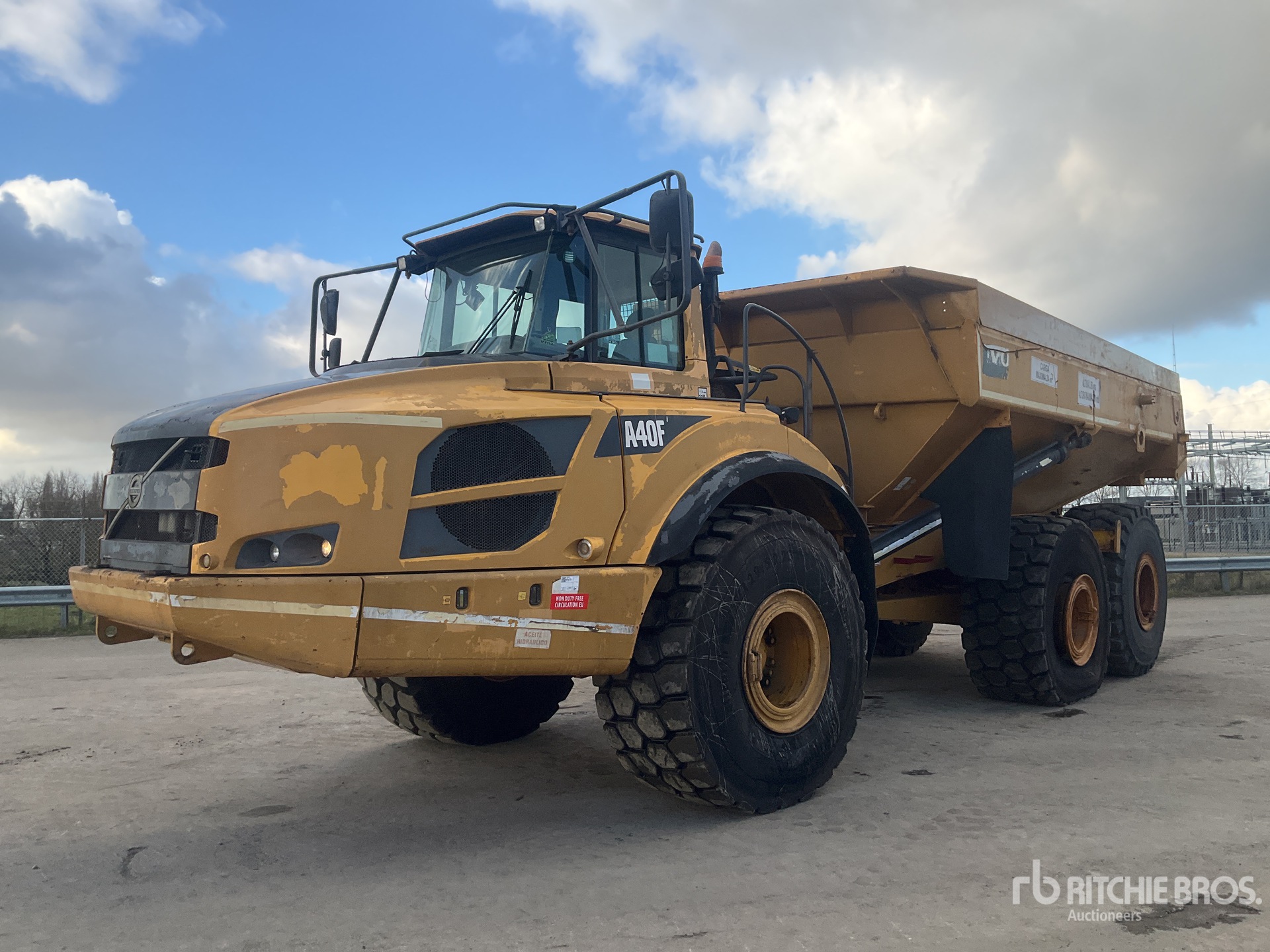 Volvo A40F Kiepwagen met knikbesturing | Ritchie Bros. Auctioneers