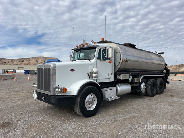 Bearcat 4150 gal on 1999 Peterbilt 357 8x4 Asphalt Distributor Truck ...