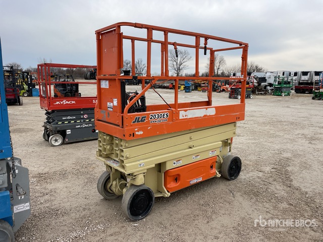2005 JLG 2030ES Electric Scissor Lift | Ritchie Bros. Auctioneers