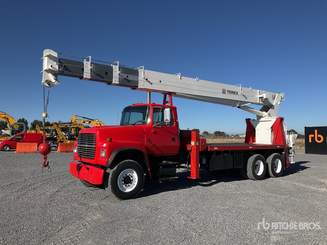 Simon-Ro RM4792 20 ton Straight Boom on 1997 Ford LNT8000F 6x4 Camión ...