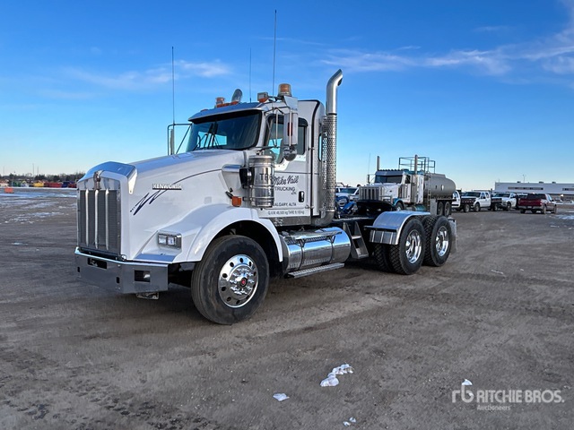 2014 Kenworth T800 6x4 T/A Day Cab Truck Tractor | Ritchie Bros. Auctioneers