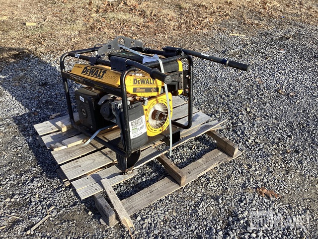 DeWalt DG7000B 7kW Generator Set in Chambersburg, Pennsylvania, United ...