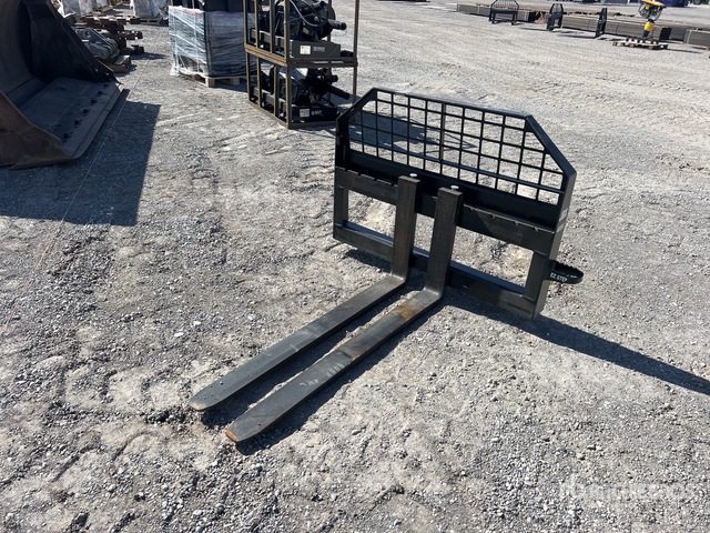 JBX 4000 48 in Skid Steer Forks (Unused) | Ritchie Bros. Auctioneers