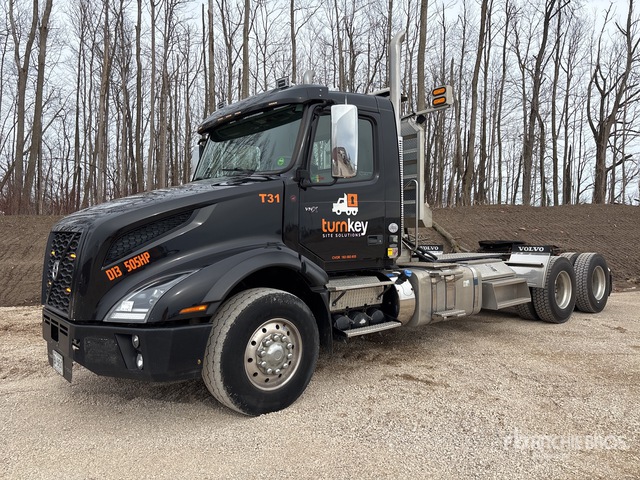 2020 Volvo VNL 6x4 T/A Day Cab Truck Tractor | Ritchie Bros. Auctioneers