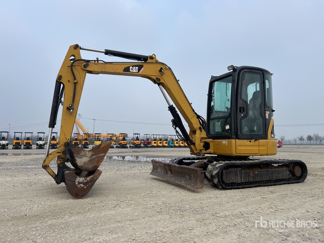 2007 Cat 305C Mini Excavator | Ritchie Bros. Auctioneers