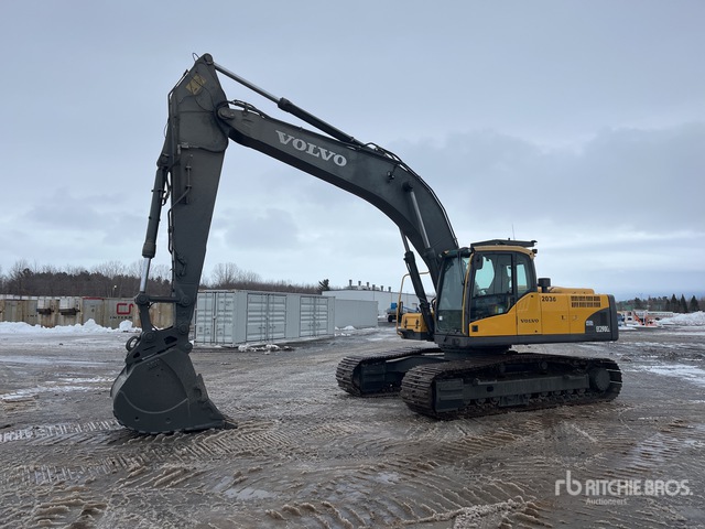 2011 Volvo EC290CL Tracked Excavator | Ritchie Bros. Auctioneers