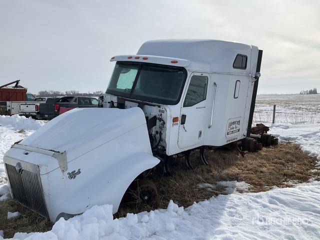 2005 International 9400i 6x4 T/A Day Cab Truck Tractor (Inoperable ...