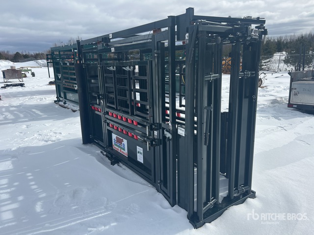 BYT CC003 4 ft Tough Ranch Squeeze Chute (Unused) | Ritchie Bros ...