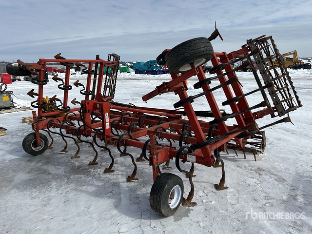 1998 Unverferth Perfecta II 20 ft 3-Point Cultivator | Ritchie Bros ...