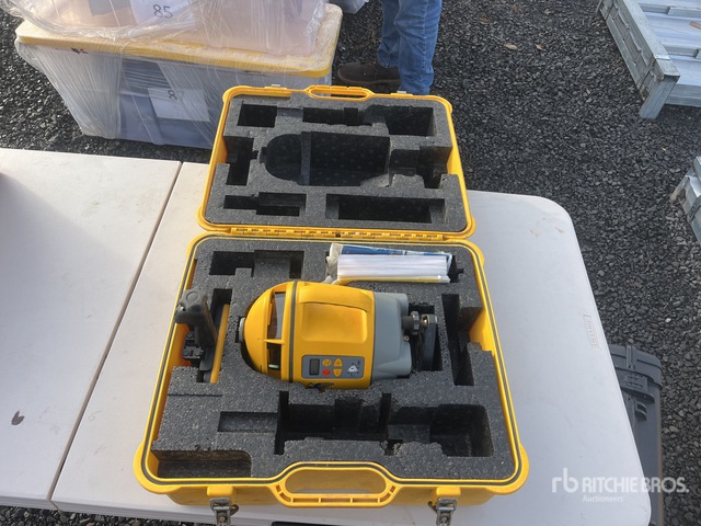 Spectra Precision 1242 Rotary Grade Lazer | Ritchie Bros. Auctioneers