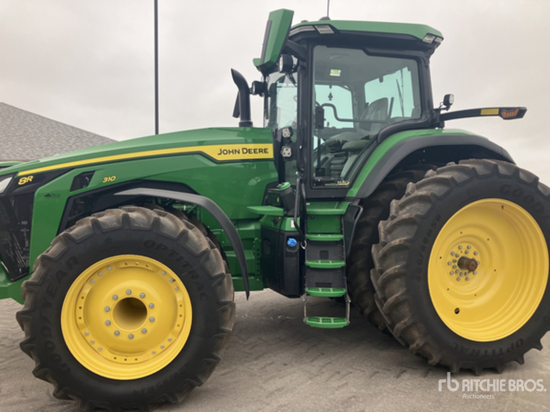 2023 John Deere 8R310 4WD Tractor | Ritchie Bros. Auctioneers