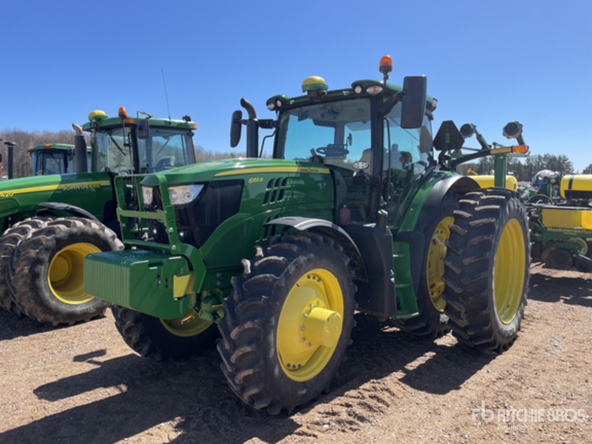 2021 John Deere 6155R 4WD Tractor Agrícola | Ritchie Bros. Auctioneers