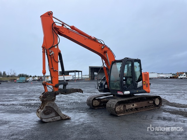 2014 Hitachi ZX135US-5N Tracked Excavator | Ritchie Bros. Auctioneers