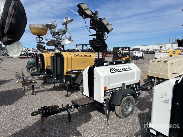 2020 Allmand Night-Lite Pro II V Series 8 kW Light Tower | Ritchie Bros ...