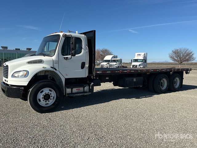 2014 Freightliner M2 6x4 Camion à Plateau | Ritchie Bros. Auctioneers