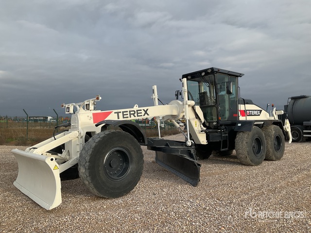 2009 Terex TG230 Motor Grader | Ritchie Bros. Auctioneers
