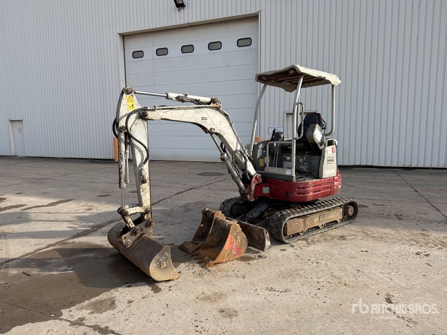 2009 Takeuchi TB23R Mini-Pelle Mini Excavator | Ritchie Bros. Auctioneers