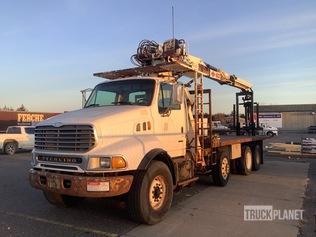 2001 IMT 16000S2 5825 lb Straight Boom on 2002 Sterling LT9500 8x4 Boom ...