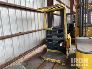 2006 Hyster R30XMS2 3000 lb Order Picker in Hillsborough, North ...