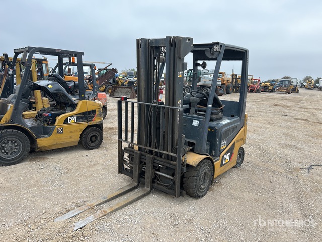 2012 Cat 2EPC5000 4870 lb Electric Forklift (Inoperable) | Ritchie Bros ...