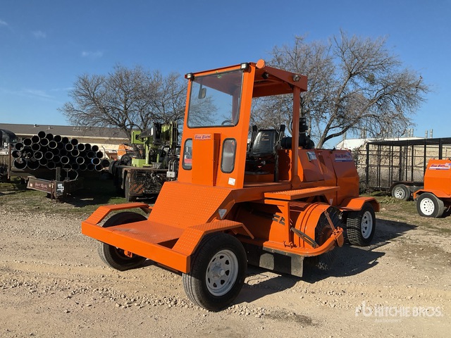 2020 Broce RJT-350 Self-Propelled Broom | Ritchie Bros. Auctioneers