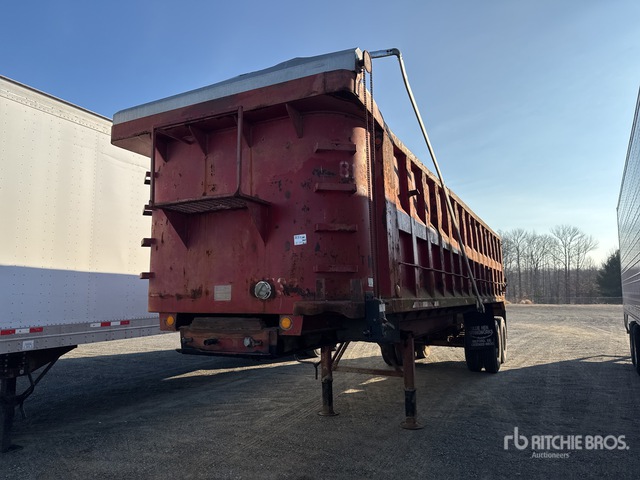 1989 Steco 32 ft T/A End Dump Trailer | Ritchie Bros. Auctioneers