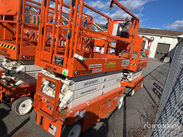 2020 Snorkel S3226E Electric Scissor Lift | Ritchie Bros. Auctioneers