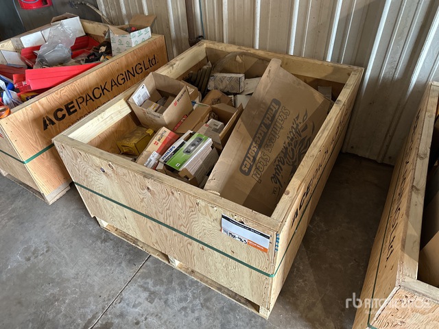 Quantity of (1) Crates of Assorted Truck Parts | Ritchie Bros. Auctioneers