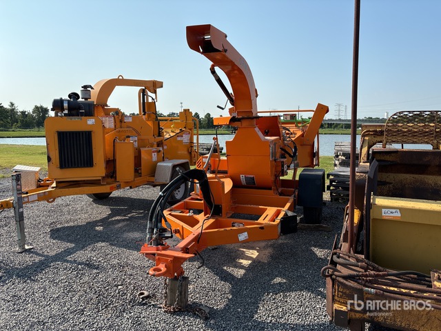 2016 Altec DRM12HE Tow-Behind Hydraulic Driven Wood Chipper | Ritchie ...