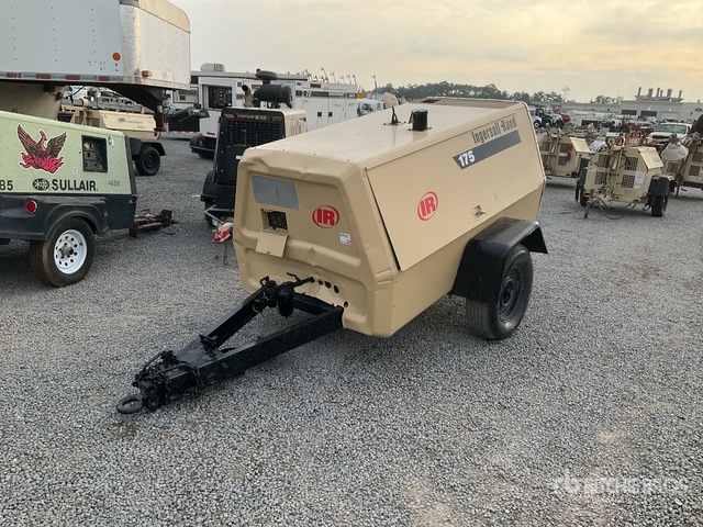 2007 Ingersoll Rand 175 175 cfm Mobile Air Compressor | Ritchie Bros ...