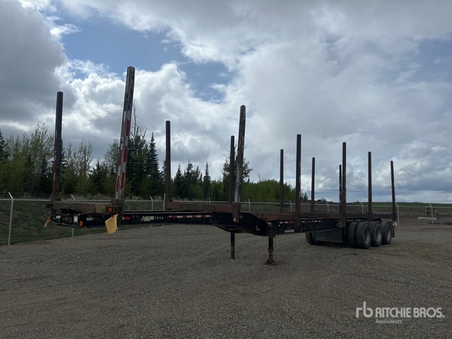 2014 Doepker 52 ft Tri/A Hayrack Log Trailer | Ritchie Bros. Auctioneers
