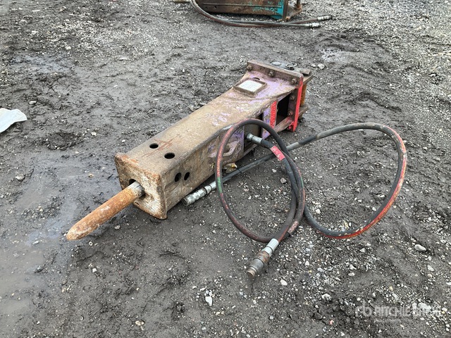 2015 Prodem Hydraulic Breaker | Ritchie Bros. Auctioneers