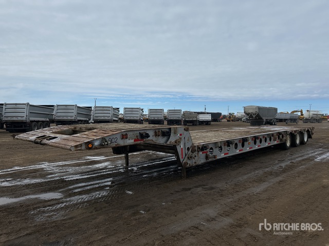 2005 Scona 40 ton 53 ft Tri/A Folding Neck Trailer | Ritchie Bros ...